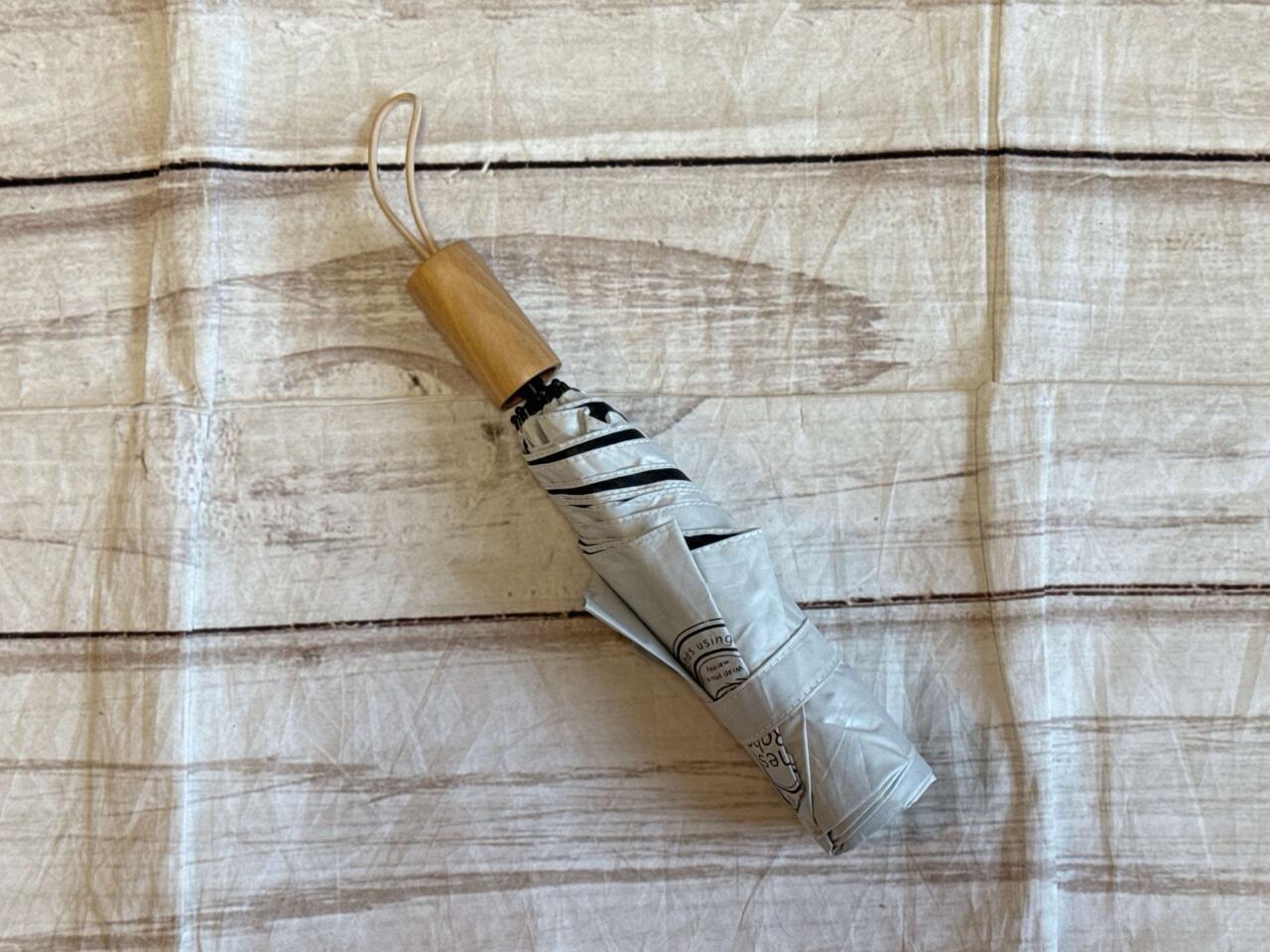 人気ブランドの晴雨兼用「折り畳み傘」が付録で出たよ～！高スペックで付録とは思えない…♪（写真 8/18） - mimot.(ミモット)