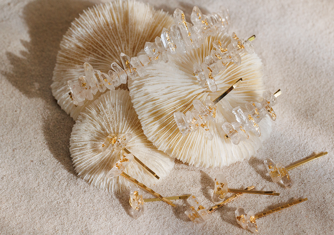 ティアラや上品パールも♪ ウエディングドレスがもっと華やかに「ブライダルアクセ」一挙紹介（写真 96/102） - mimot.(ミモット)