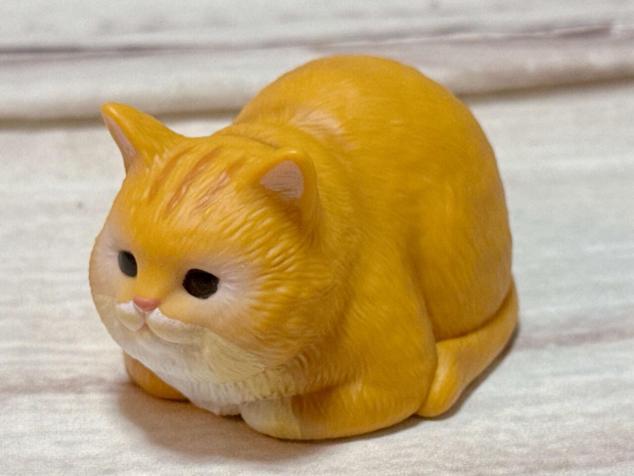 このソフビ可愛すぎる～！クセになりそうな触り心地「もっちりころりん♪ ねこ」がたまらない！（写真 23/27） - mimot.(ミモット)