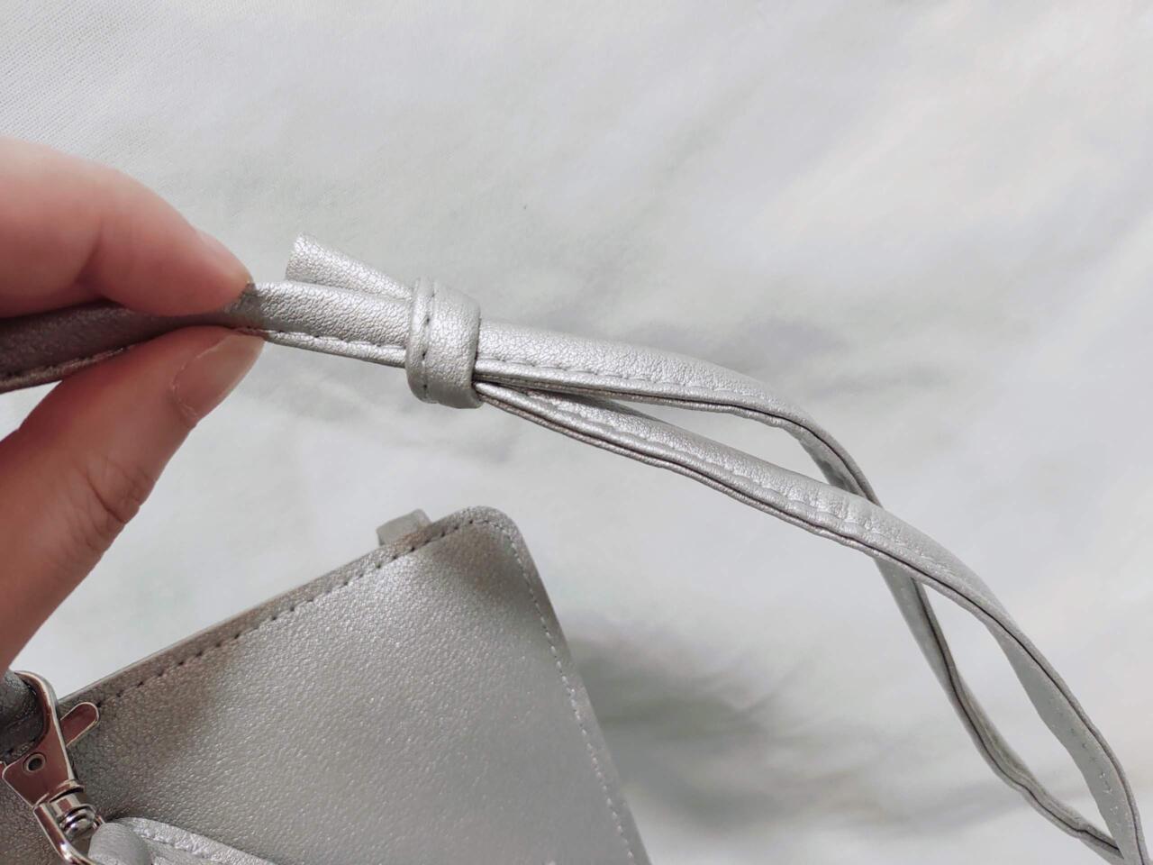 めちゃくちゃ豪華な付録でた～！GAPのミニポーチ2点つきスマホショルダーバッグがすごかった…♪（写真 28/31） - mimot.(ミモット)