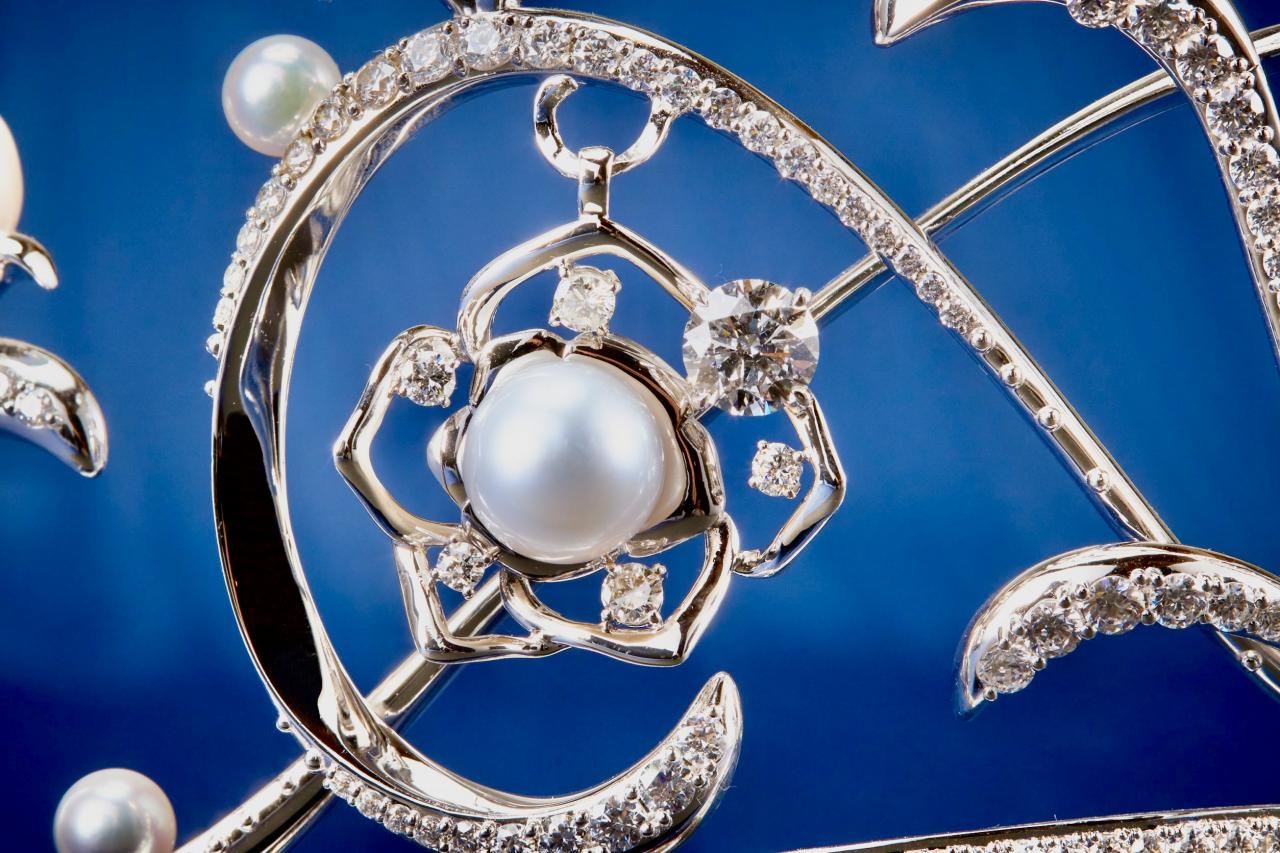 【フェイラー×ベルサイユのばら】人気コラボ第4弾の新作ハンカチは「3色のばら」（写真 3/10） - mimot.(ミモット)