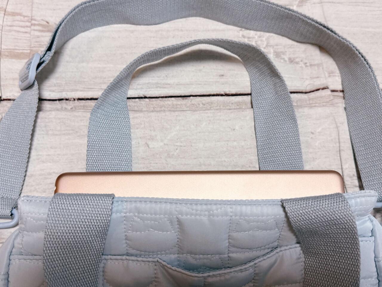 【ちいかわ新作】大人のハチワレファンのための2WAYバッグが最高だった！書店でも買えるよ♪（写真 17/24） - mimot.(ミモット)