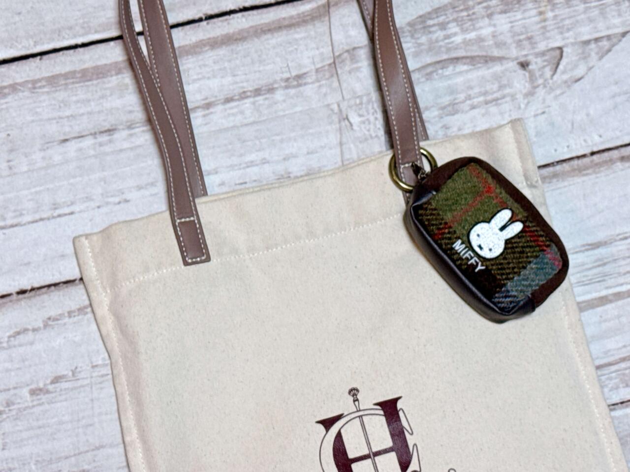 しまむらのミッフィー新作が上品おしゃれ♪ハリスツイードコラボの日常使いにおすすめ2選！（写真 12/26） - mimot.(ミモット)