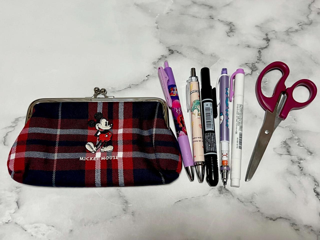 ミッキーの刺繍がオトナかわいい！横長サイズが使いやすい「がま口ポーチ」付録で登場（写真 16/25） - mimot.(ミモット)