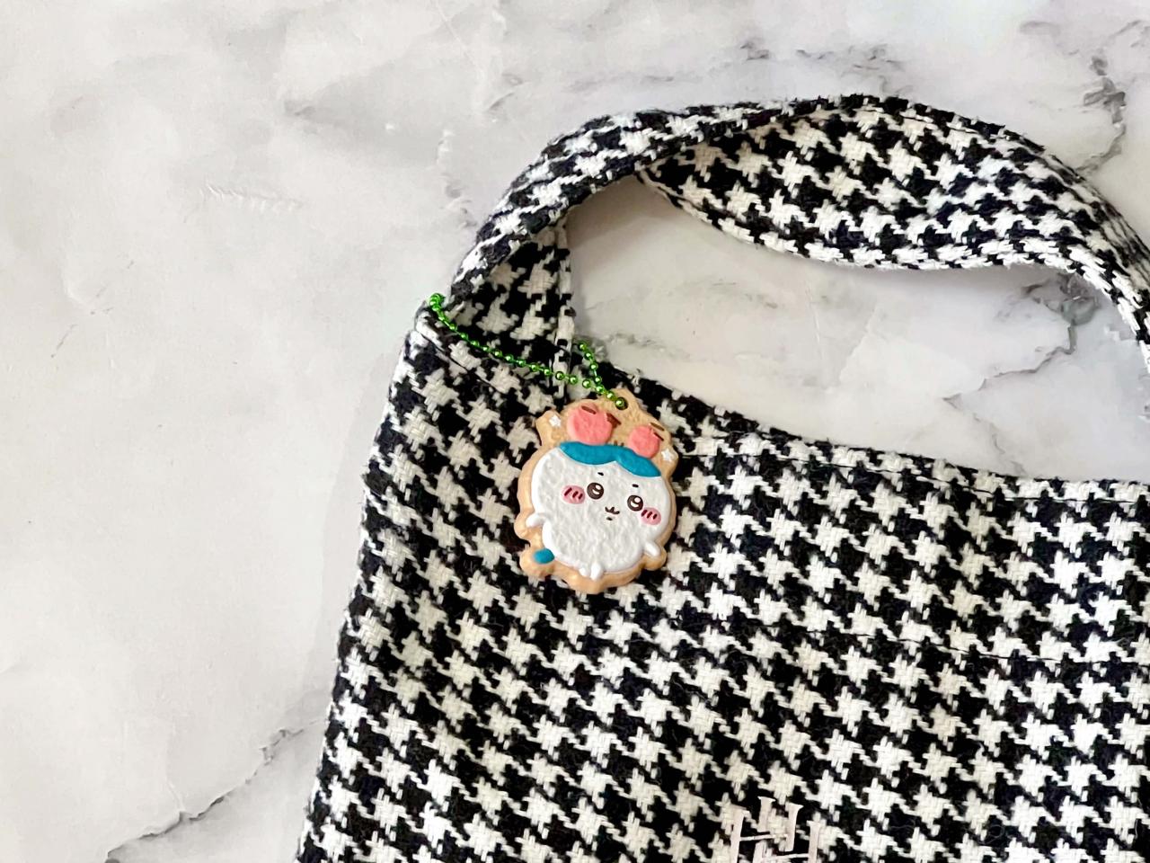 【ちいかわ】バッグやポーチにつけたい♪新作クッキーチャームコットが高クオリティだった！（1/2） - mimot.(ミモット)