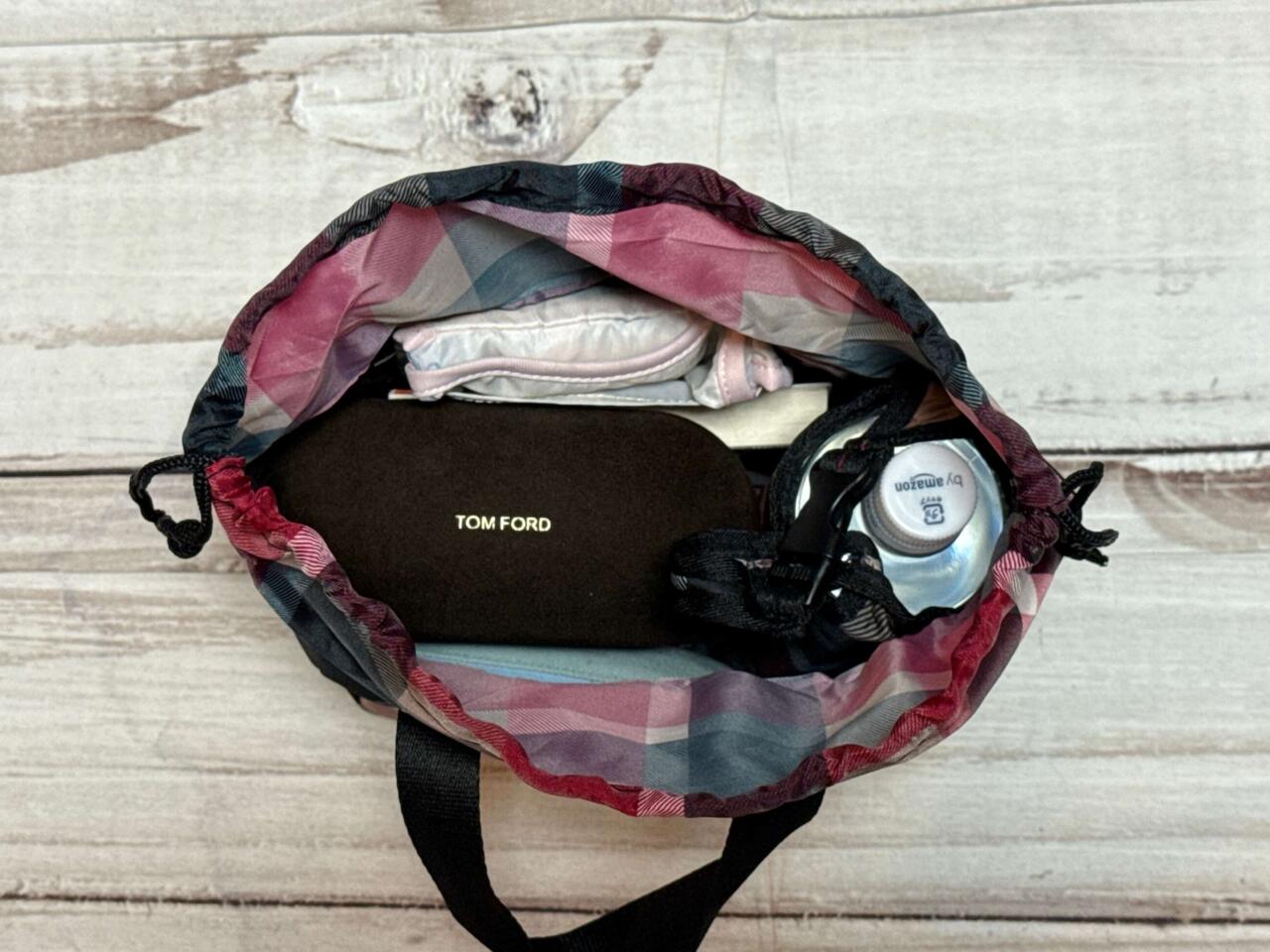 ハローキティの大人かわいい便利な付録でたよ！巾着つきトート＆保冷・保温ペットボトルホルダー豪華2点セット♪（写真 16/30） - mimot.(ミモット)