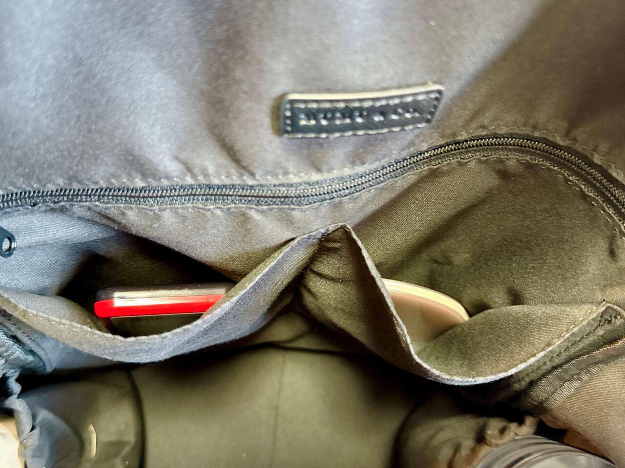 しまむらで見つけた大本命「リュック」ポケットなんと15個！しかも3千円以下で高見えオシャレ♪（写真 34/39） - mimot.(ミモット)