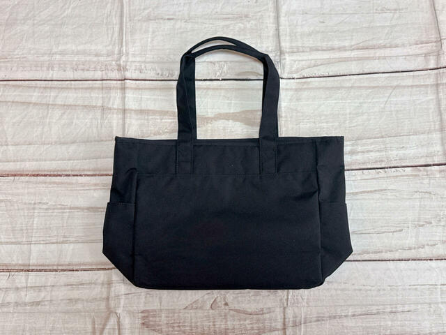 しまむらから超優秀「新作バッグ」出たよ！“使いやすさにこだわった”大容量トートをレビュー♪（写真 10/33） - mimot.(ミモット)