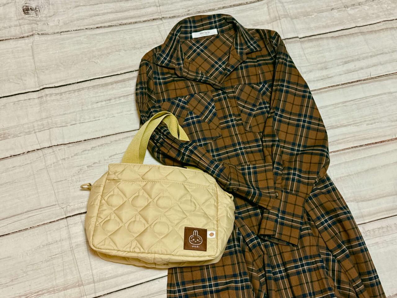 本屋さんで買える♪「ちいかわ2WAYバッグ」大人かわいい“うさぎver.”は機能性もバッチリ！（写真 12/32） - mimot.(ミモット)