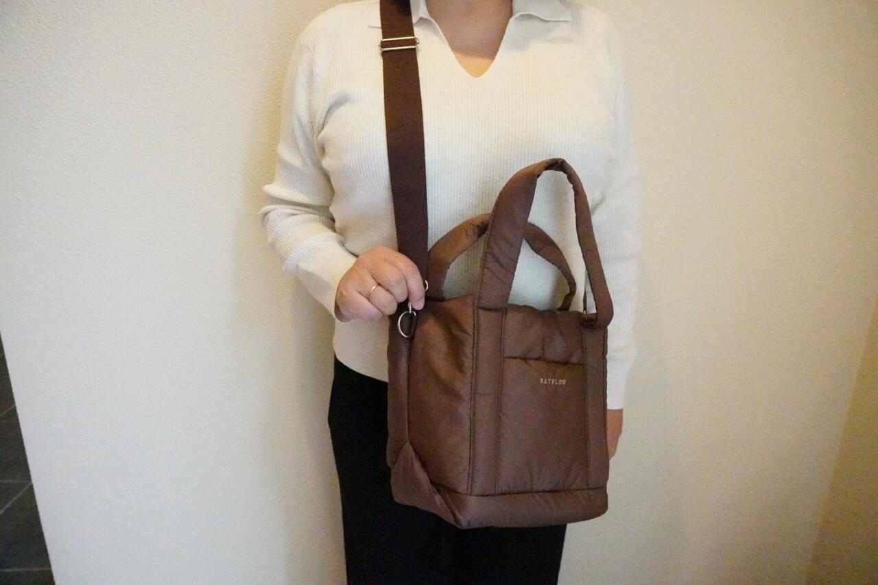 ローソン限定【BAYFLOWの新作バッグ】5ポケット＆仕切り付きはやっぱり使いやすい♪（写真 4/23） - mimot.(ミモット)