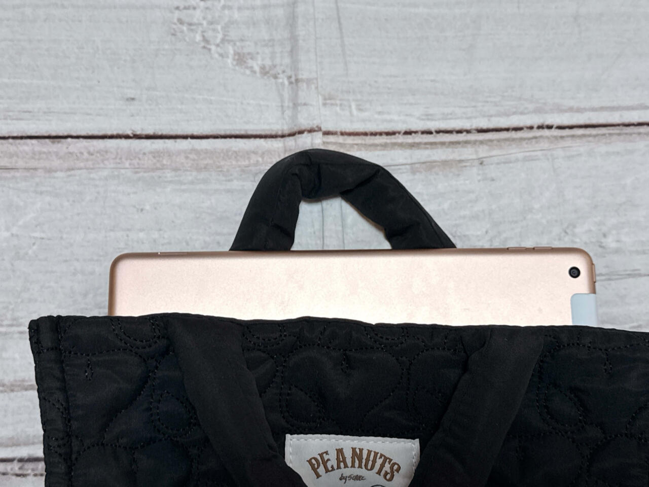 スヌーピーの軽量で大容量の新作バッグがでたよ！かわいさと洒落感のバランスが絶妙♪（写真 14/26） - mimot.(ミモット)