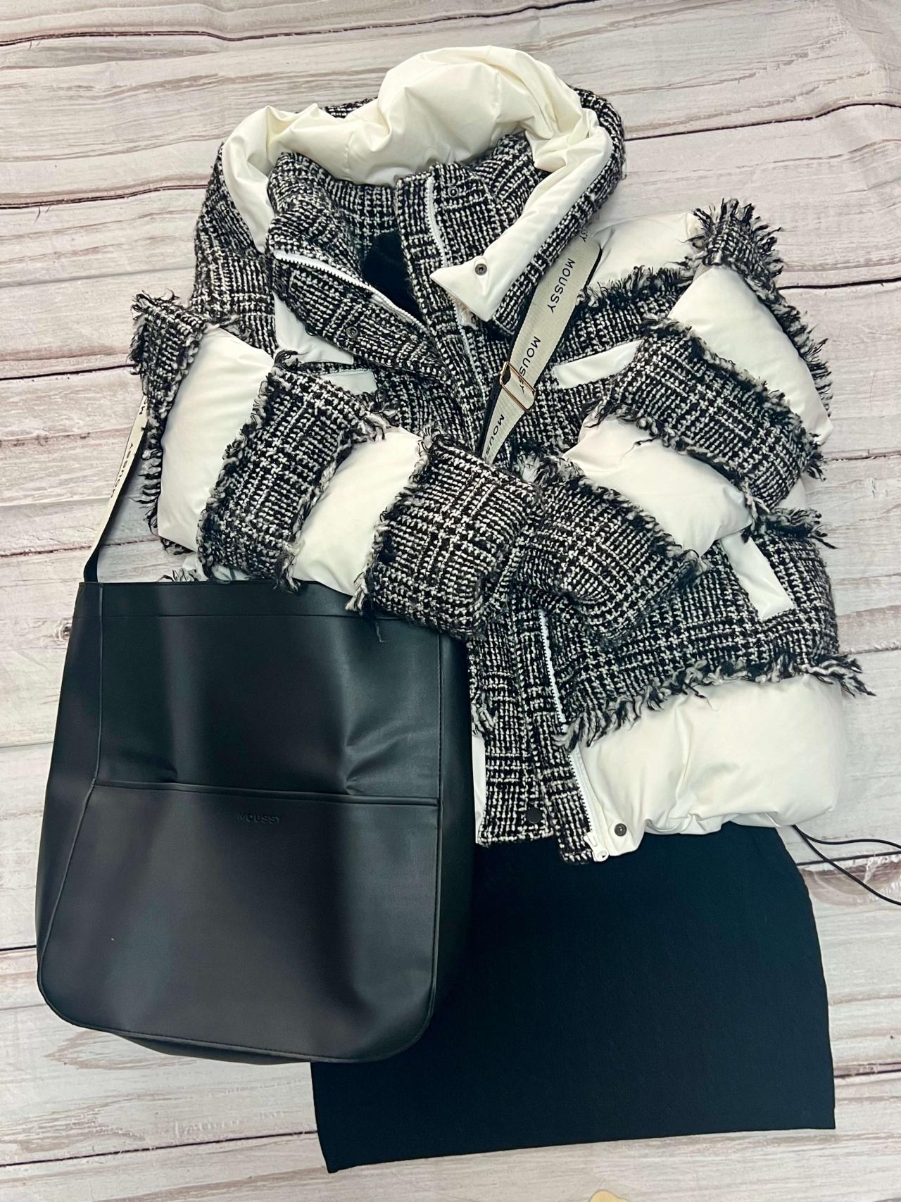 MOUSSYのワンハンドルバッグがシンプルおしゃれ＆大容量で機能性も抜群！（写真 33/34） - mimot.(ミモット)