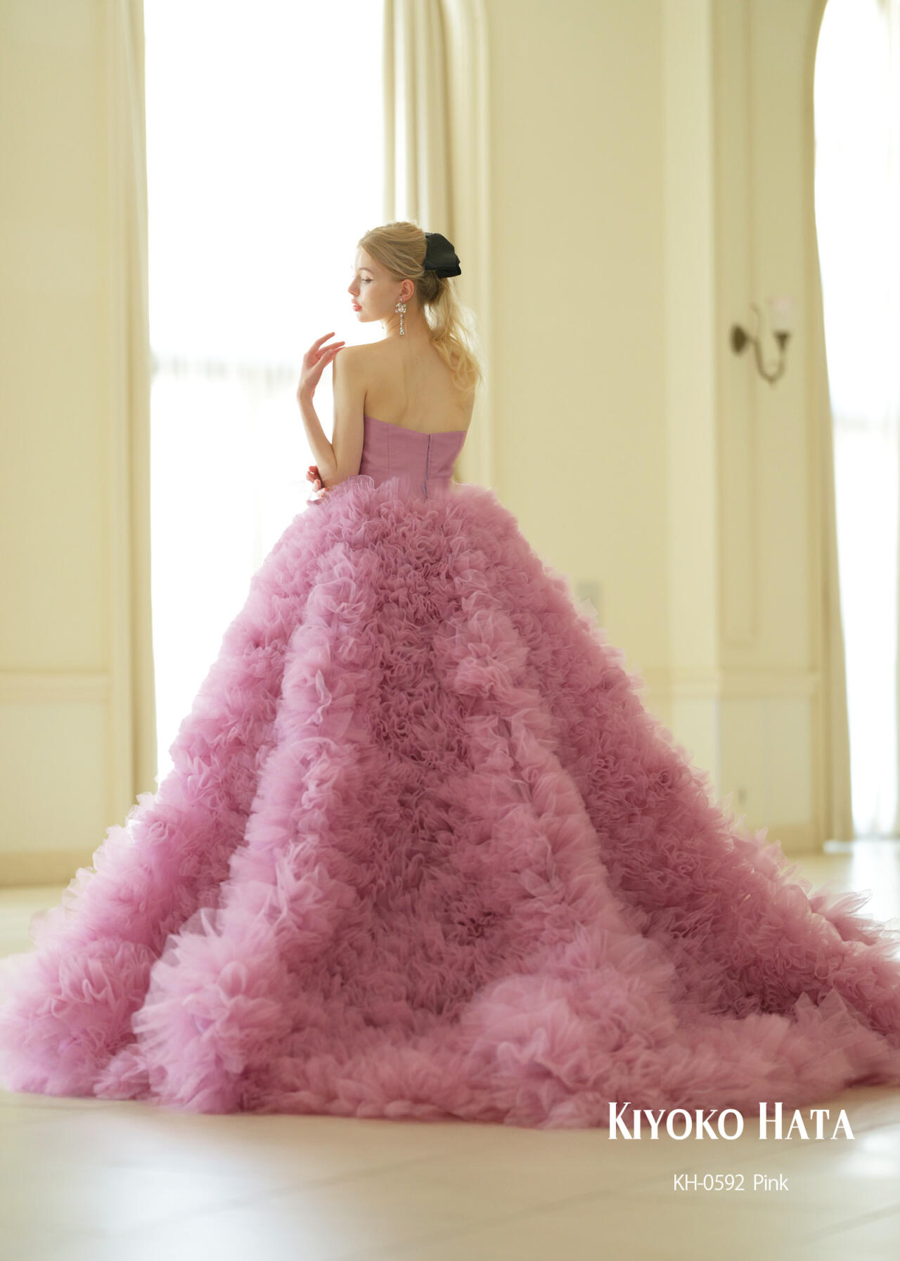 【2025年最新】華奢見えも叶う♪KIYOKO HATAの新作ドレスが大人可愛くて最高！（写真 122/132） - mimot.(ミモット)