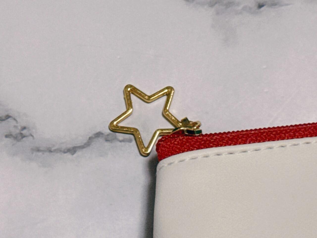 【ダイソーで買える】ハローキティのかわいくて実用的なグッズ5選！大人気の日焼けキティもいるよ～♪（写真 5/38） - mimot.(ミモット)