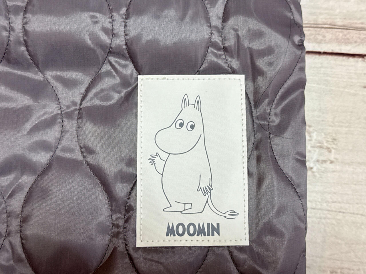 【ムーミン最新付録】大人かわいいバッグ＆リトルミイのチャームポーチがでたよ！PCが入る便利サイズ♪（写真 9/28） - mimot.(ミモット)