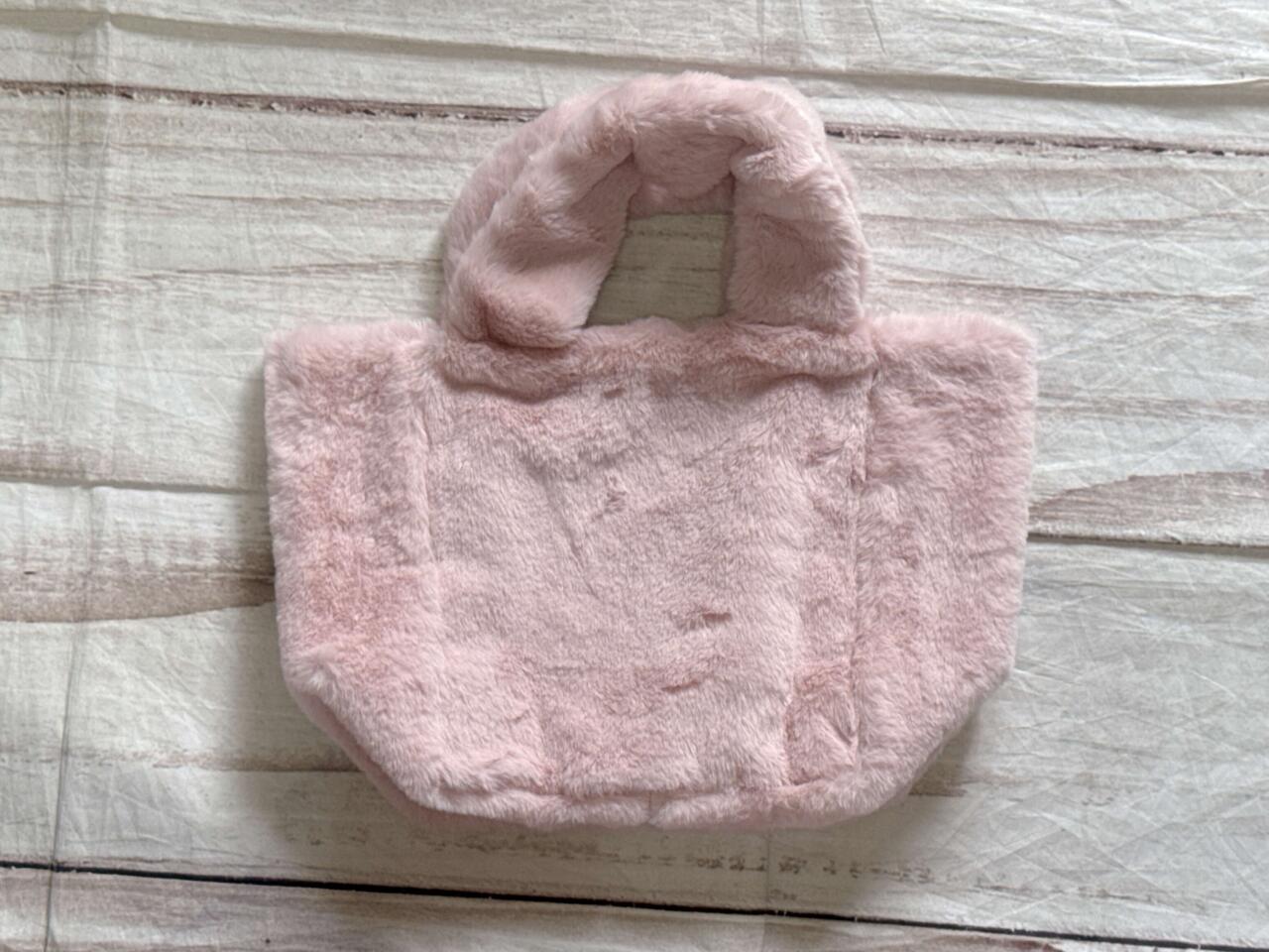 JILL by JILL STUARTの超優秀バッグ付録！ポーチチャーム付き＆裏地までこだわり満載♪（写真 12/35） - mimot.(ミモット)