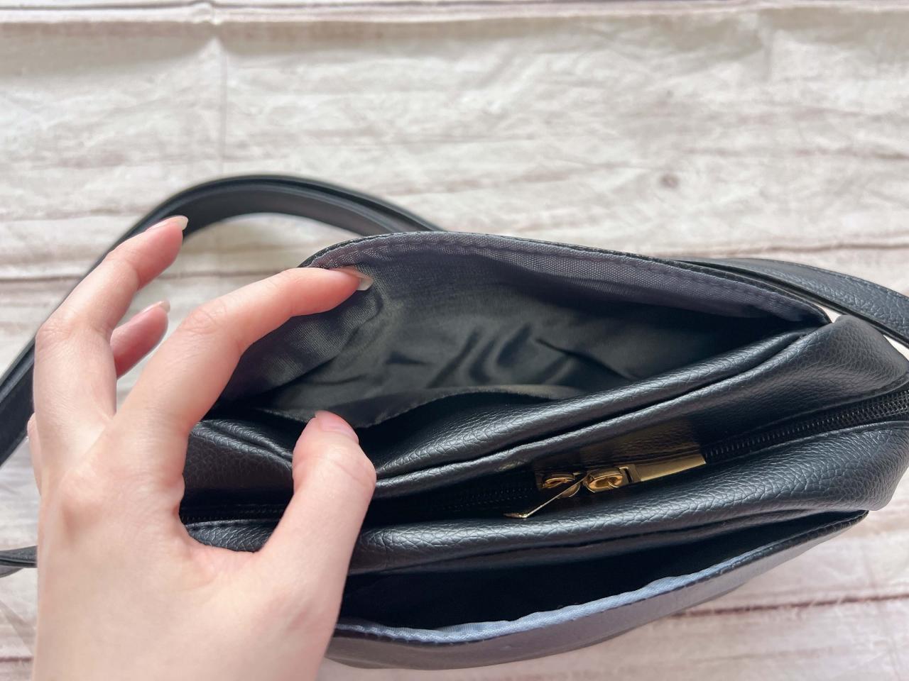 本屋さんで買える大人かわいい「小ぶりショルダーバッグ」大容量＆考え尽くされた構造で使い勝手よすぎる！（写真 11/36） - mimot.(ミモット)