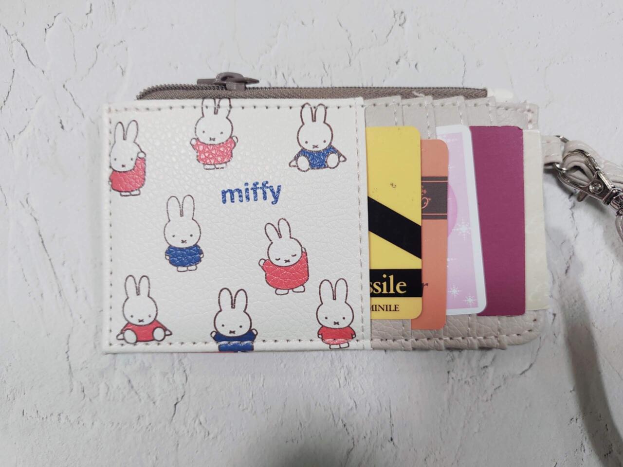 ミッフィーの便利なカード＆コインケース付録でたよ！ストラップ付き＆激かわデザインでこの価格はコスパ良すぎる～♪（写真 10/28） - mimot.(ミモット)