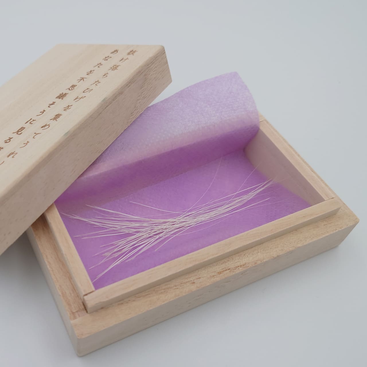 70％以上の猫飼いさんが集めてるって本当！？桐製の「ねこひげケース」がおしゃれ♪（写真 4/13） - mimot.(ミモット)